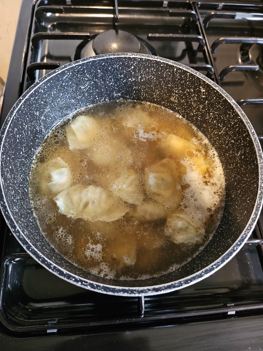 How to Make Mulmandu: Korean-Chinese Style Boiled Dumplings – A Pinch ...